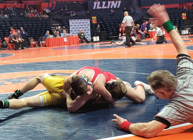 Colton Linke and Riley Wilkens Wrestle in State Finals - thecity1