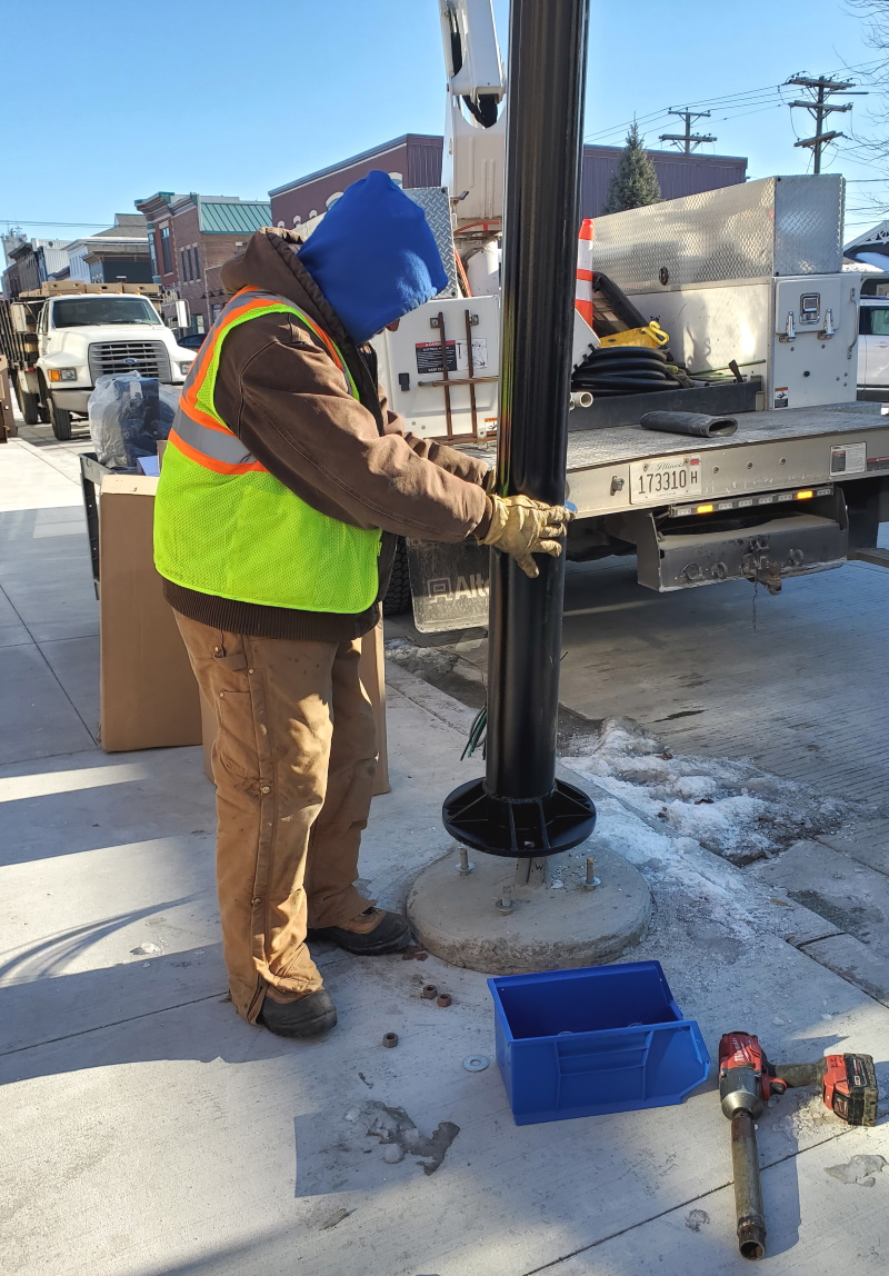 Lamp Post 1 Installed; 58 to Go - thecity1